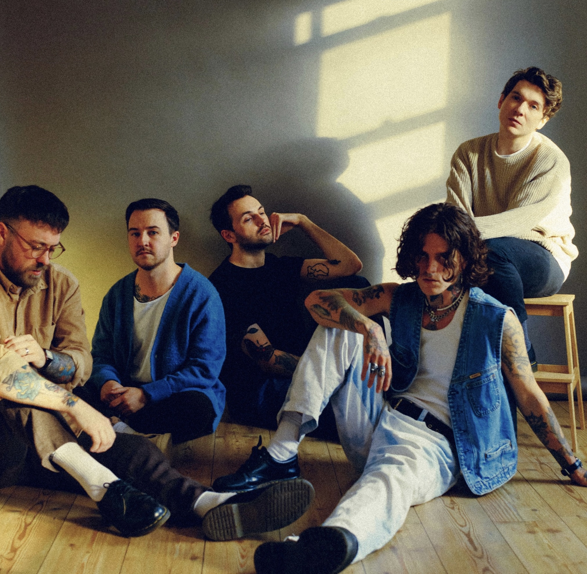ALBUM REVIEW: CASEY RETURN WITH THIRD STUDIO ALBUM ‘HOW TO DISAPPEAR ...